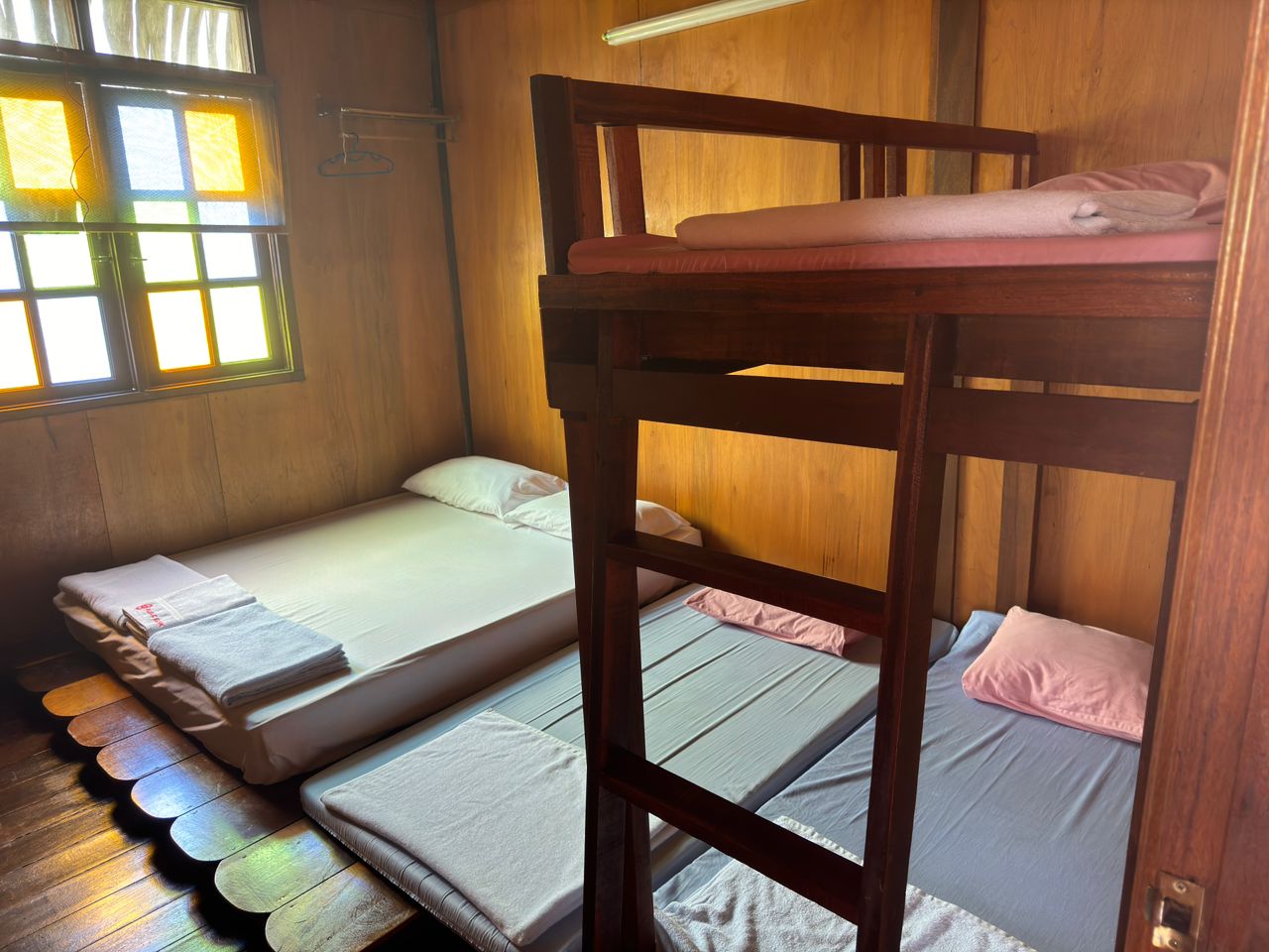 Budget Homestay - Audi Jaya Holdings